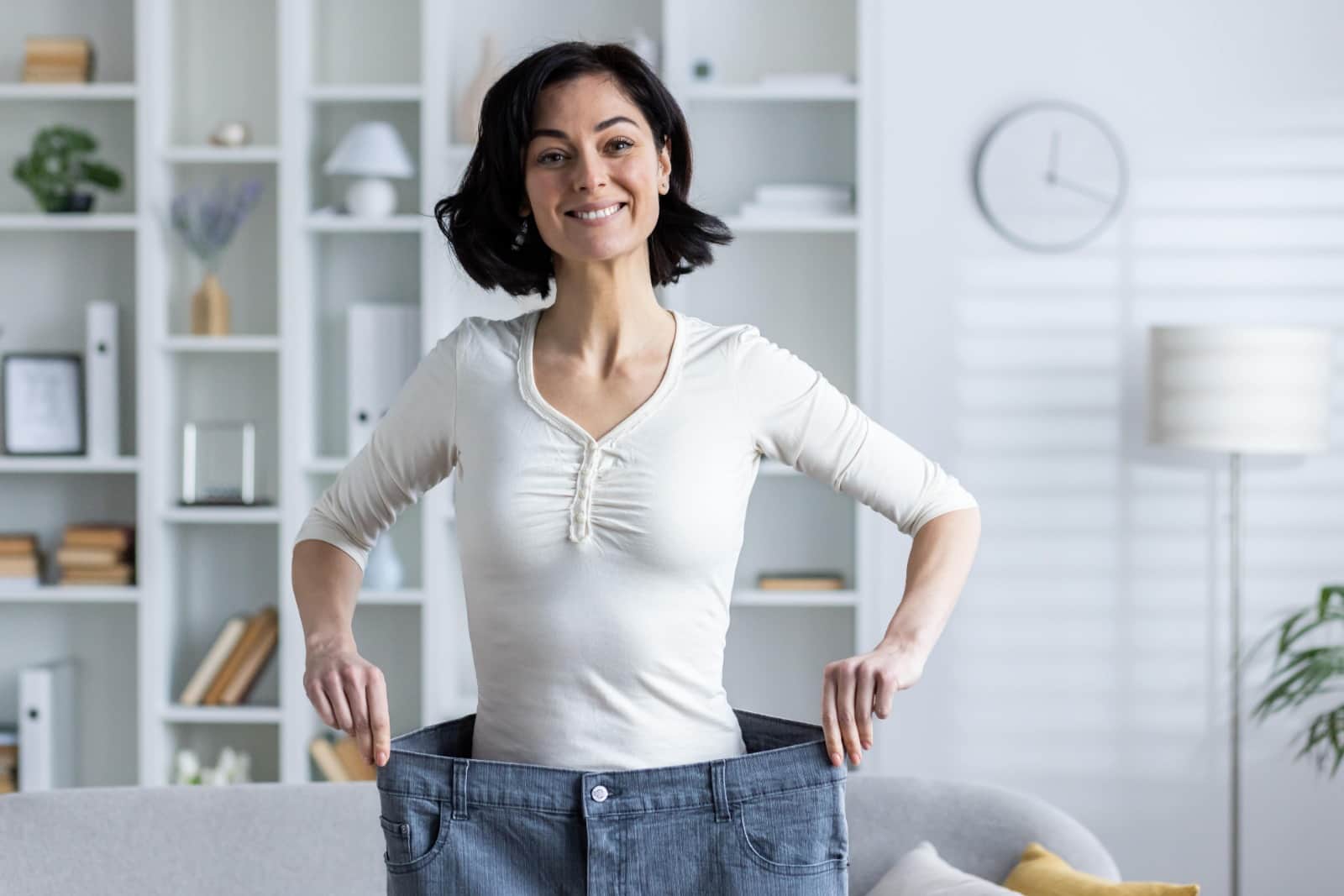 How to Maintain a Healthy Body Image While Losing Weight