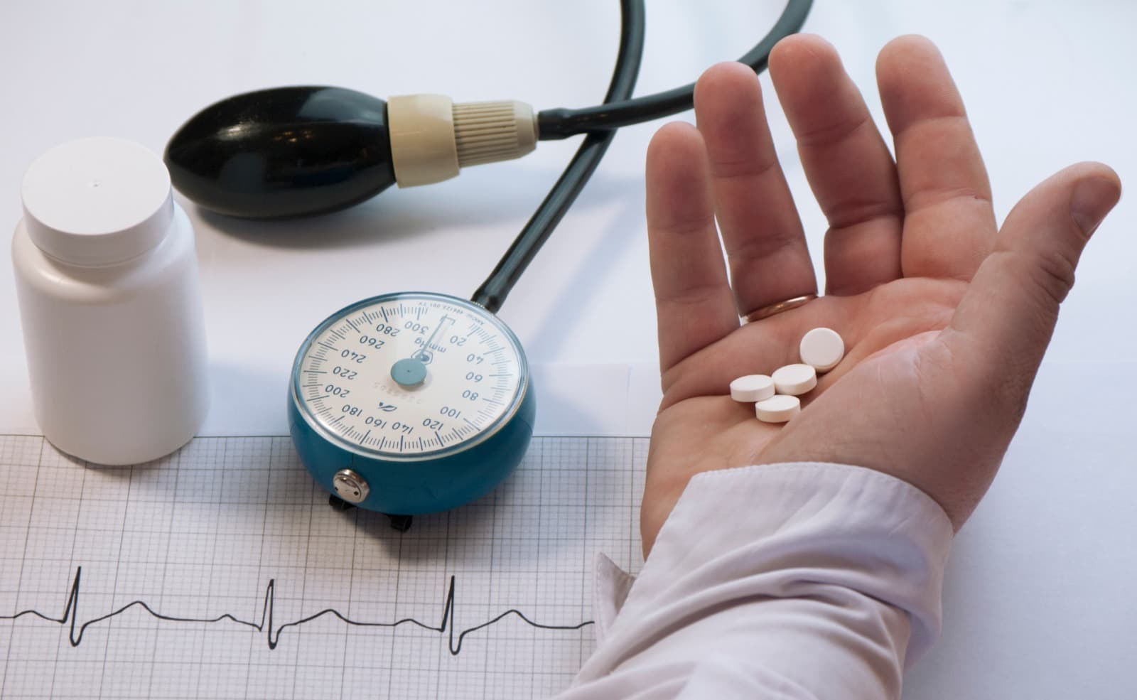 How To Use Sevikar Tablets For High Blood Pressure: Dosage, Side ...